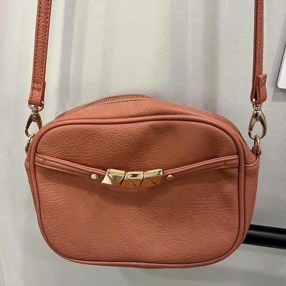BCBGeneration | Accessories | Orangey Pink Bcbg Generation Crossbody ...